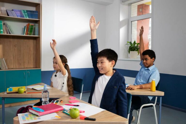 Interactive learning: 5 cool benefits for kids! | Practicle